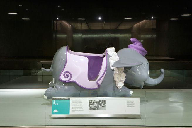 Smithsonian Snapshot: Dumbo Flying Elephant Car | We Love DC